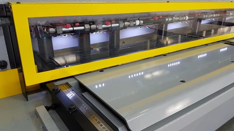 JC Colombo – Combiné presse plieuse 3040X6/75T